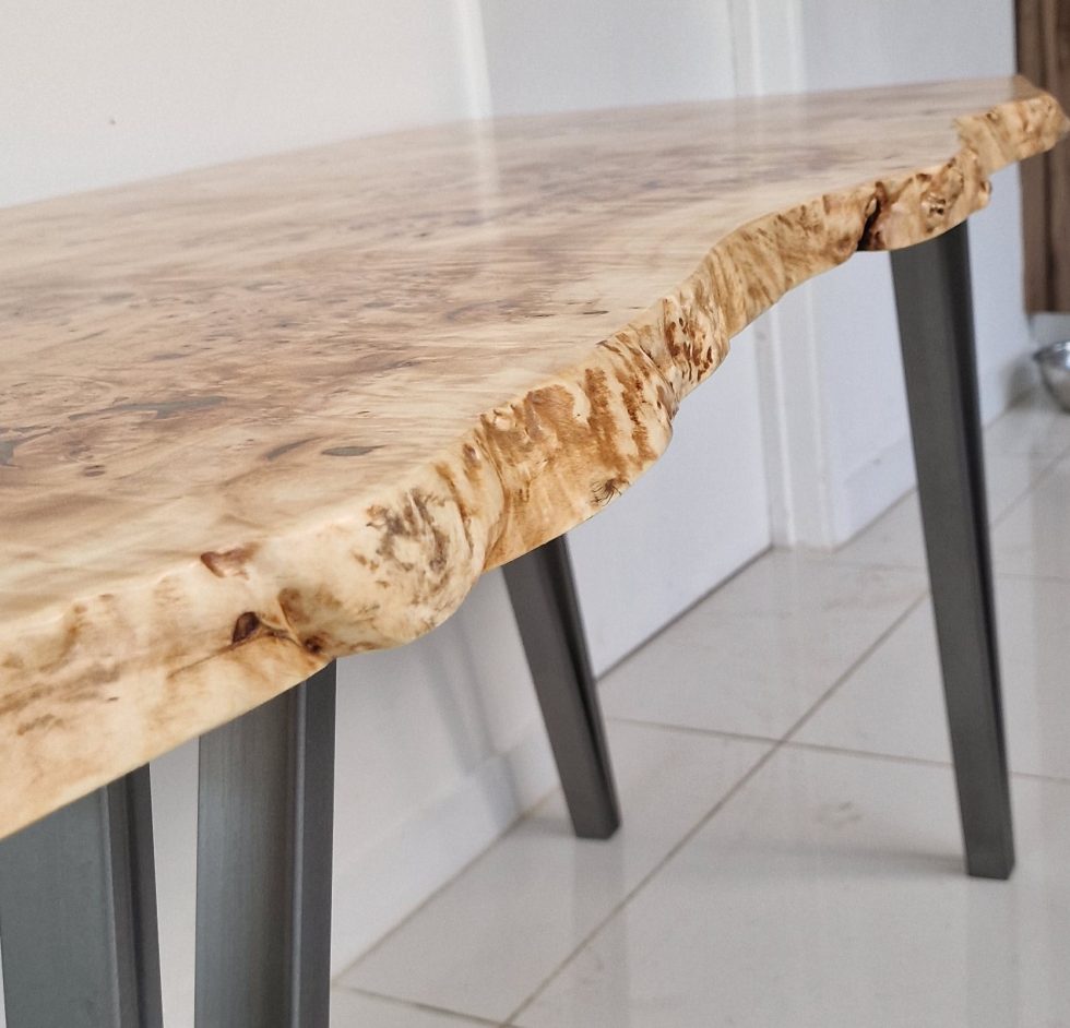 Order a Bespoke Dining Table | Sorrell & Smith Furniture Co.